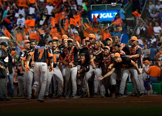 Leones y Toros pican delante en apertura del Round Robin - Telenord.com